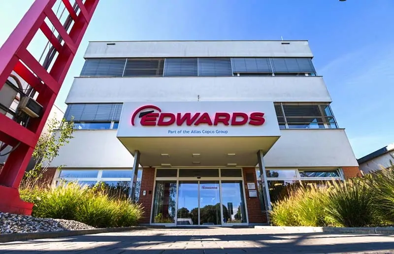 Práce, která vás vtáhne | Edwards